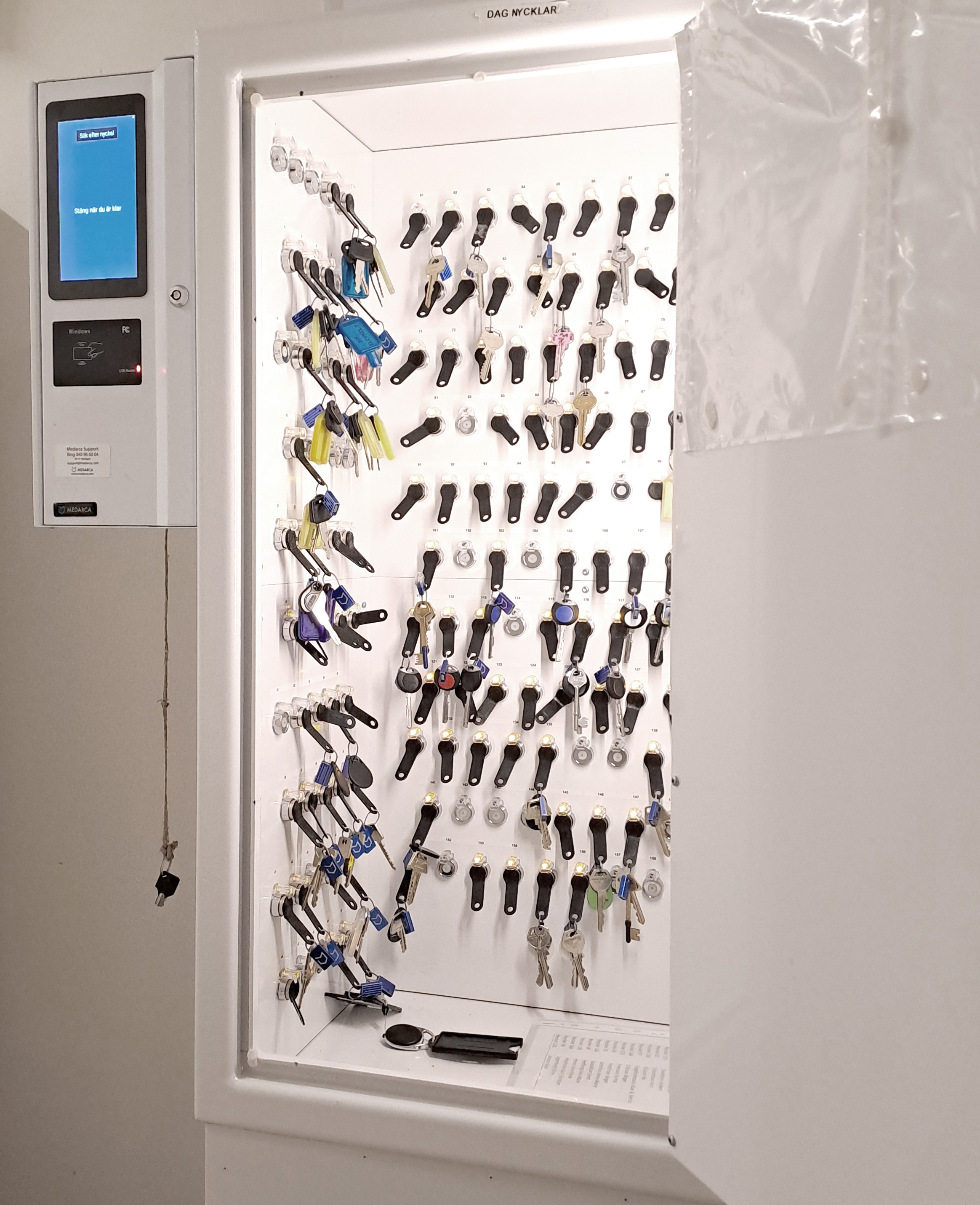 Masterkey Digitalt nyckelskåp med nyckelkontroll och 160 nyckelplatser